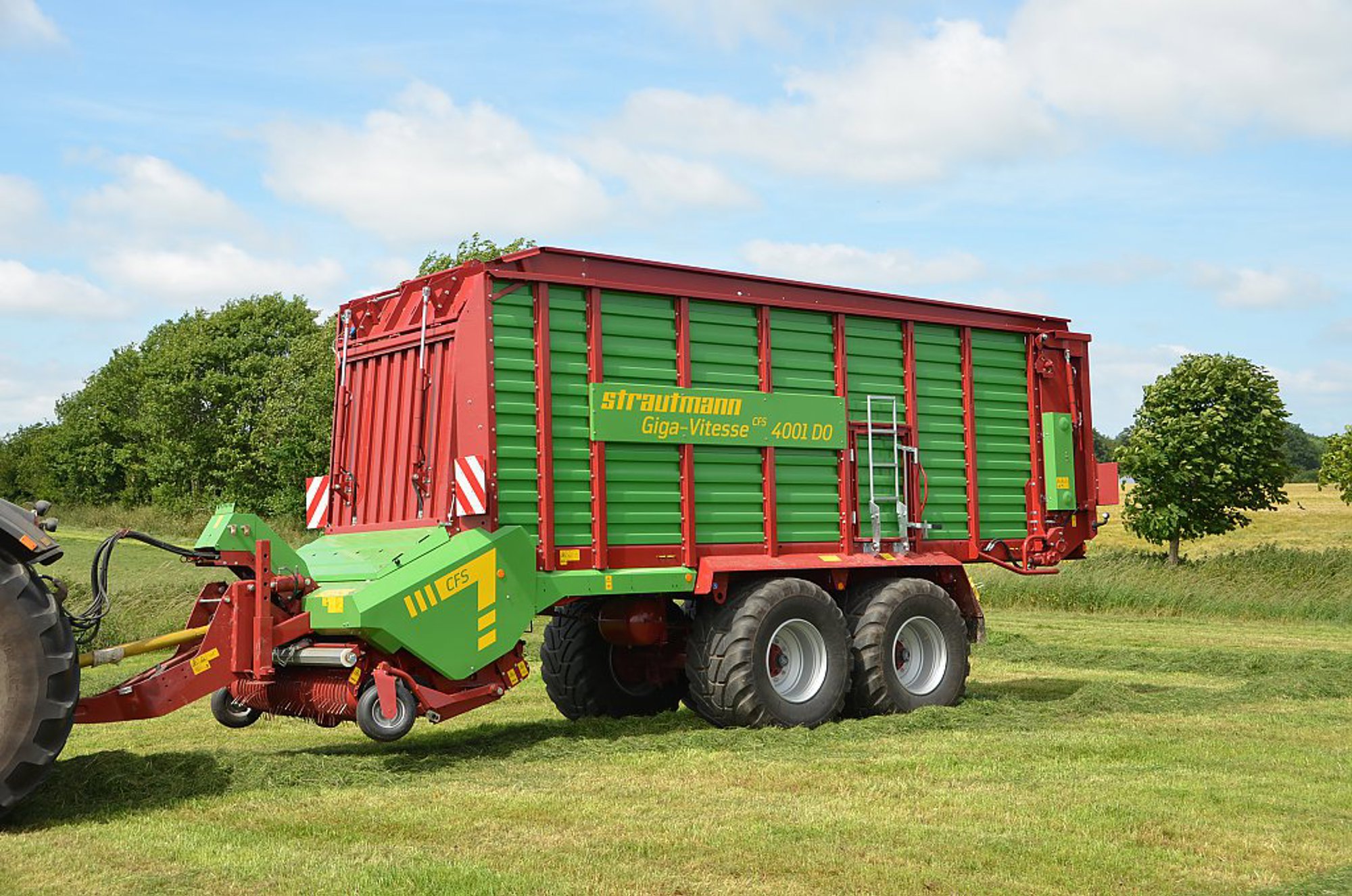 Forage Wagons - Strautmann